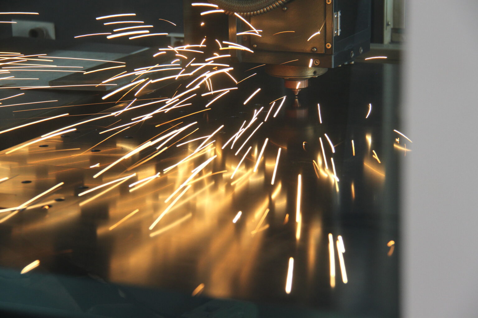 業務内容 | タイガーレーザー株式会社